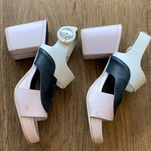 gorman | Shoes | Gorman Lilac Navy White Chubby Heel Sandals Size 7 ...